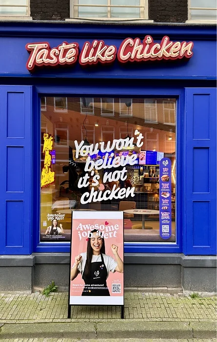 Bedrijfslogo verlicht in neon of led | FriJo Lichtreclame & Sign